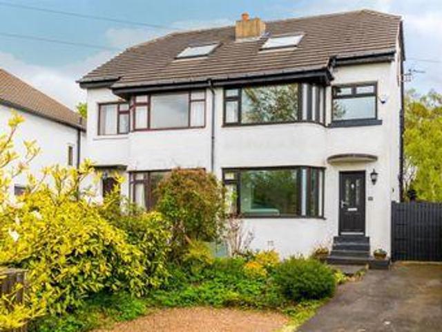 3 Bedrooms Semi detached house for sale in Hillcrest Rise, Cookridge LS16