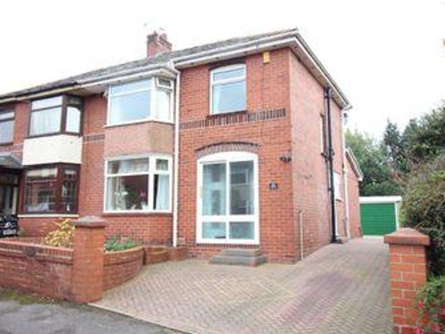 3 Bedrooms Semi detached house for sale in Hillside Crescent, Bury BL9