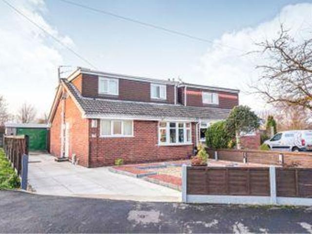 3 Bedrooms Semi detached house for sale in Hulme Road, Leigh WN7