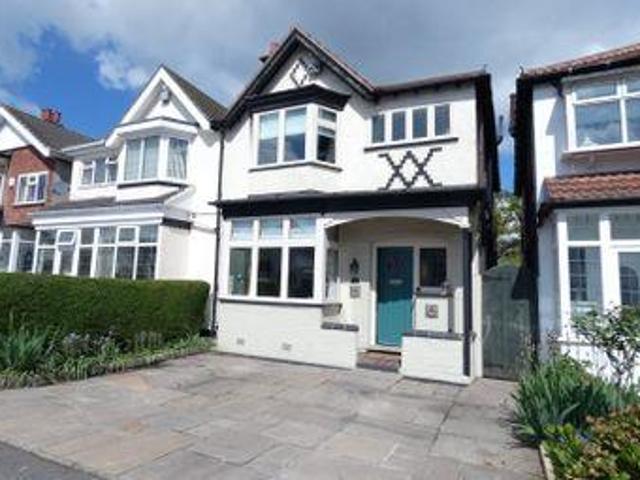 3 Bedrooms Semi detached house for sale in Jockey Road, Sutton Coldfield B73