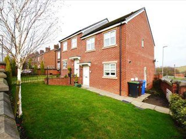3 Bedrooms Semi detached house for sale in Johnson Place, Fegg Hayes, Stoke On Trent ST6