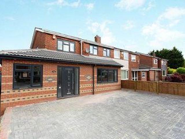3 Bedrooms Semi detached house for sale in Jesmond Drive, Bury, Greater Manchester BL8
