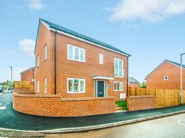 3 Bedrooms Semi detached house for sale in Off Boothen Old Road, Stoke, Stoke On Trent ST4