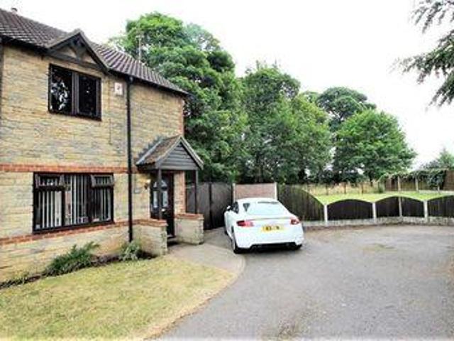 3 Bedrooms Semi detached house for sale in Oldcotes Close, Throapham, Sheffield S25