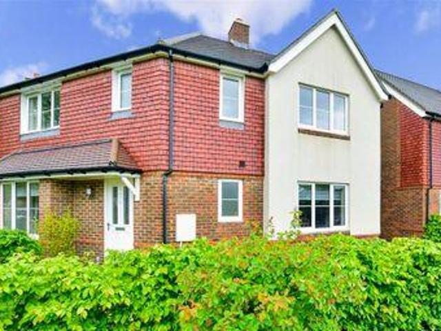 3 Bedrooms Semi detached house for sale in Olives Pit Lane, Five Ash Down, Uckfield, East Sussex TN22
