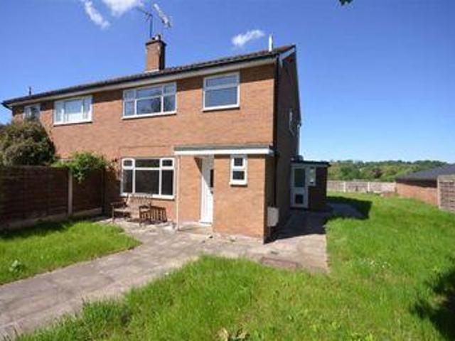 3 Bedrooms Semi detached house for sale in Oulton Road, Stone ST15