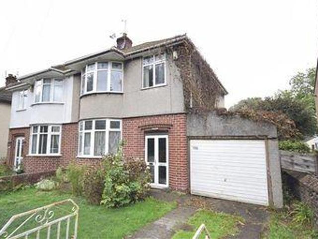 3 Bedrooms Semi detached house for sale in Overndale Road, Downend, Bristol BS16
