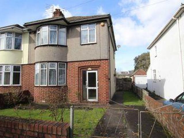 3 Bedrooms Semi detached house for sale in Overndale Road, Downend, Bristol BS16