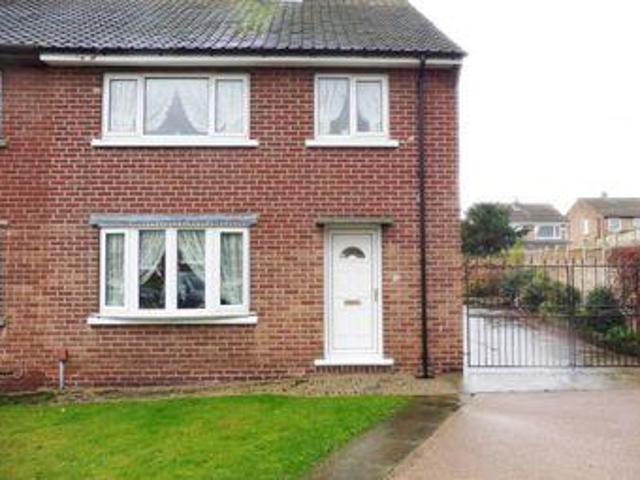 3 Bedrooms Semi detached house for sale in Overdale Road, Wombwell S73