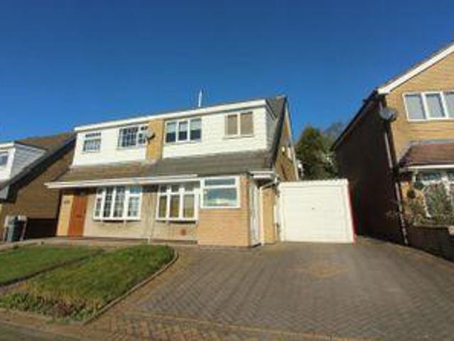 3 Bedrooms Semi detached house for sale in Lowell Drive, Longton, Stoke On Trent ST3