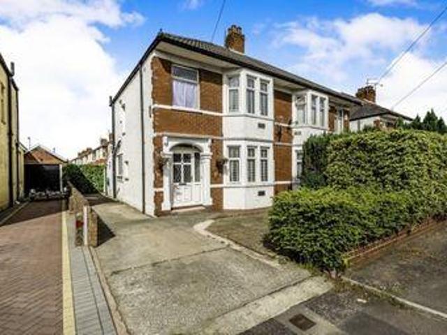 3 Bedrooms Semi detached house for sale in Lon Y Groes, Heath, Cardiff CF14