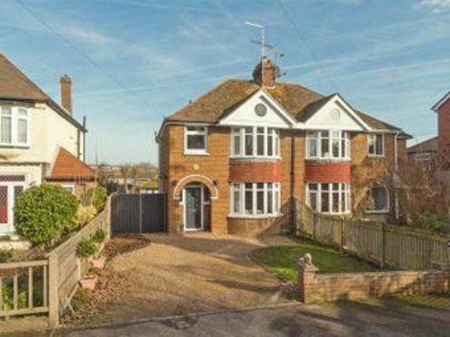 3 Bedrooms Semi detached house for sale in London Road, Sittingbourne ME10