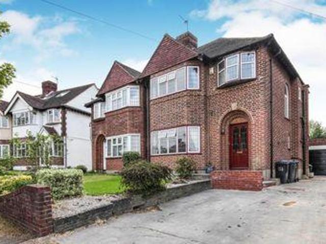 3 Bedrooms Semi detached house for sale in Lorne Avenue, Shirley, Croydon CR0