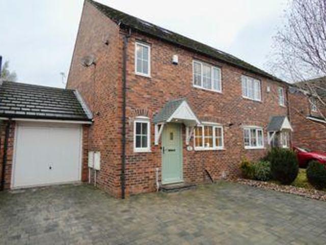 3 Bedrooms Semi detached house for sale in Laurel Avenue, Bolton BL3