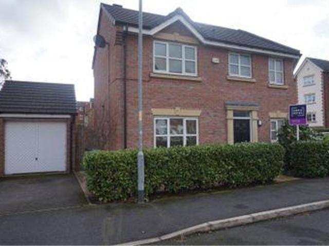 3 Bedrooms Semi detached house for sale in Lawnhurst Avenue, Manchester M23