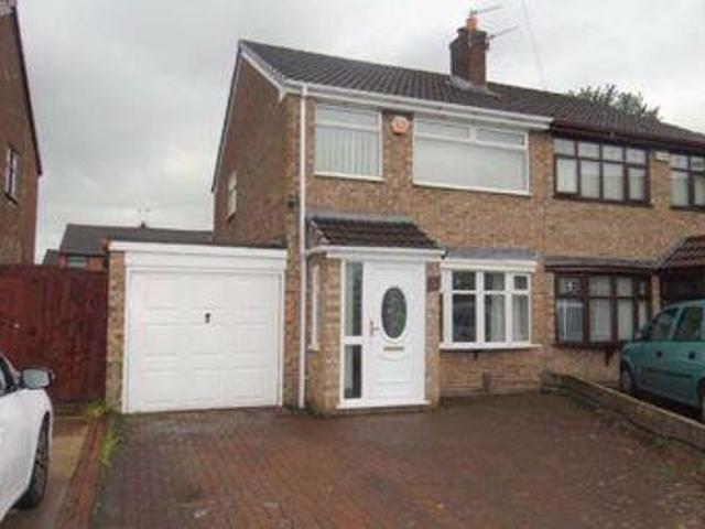 3 Bedrooms Semi detached house for sale in Lawson Avenue, Leigh, Lancashire WN7