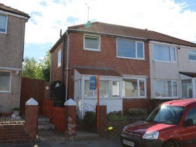3 Bedrooms Semi detached house for sale in Laburnum Crescent, Barrow In Furness LA14