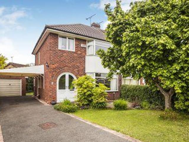 3 Bedrooms Semi detached house for sale in Lache Hall Crescent, Chester CH4