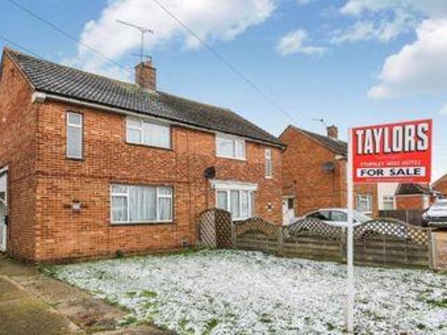3 Bedrooms Semi detached house for sale in Lalleford Road, Luton, Bedfordshire LU2