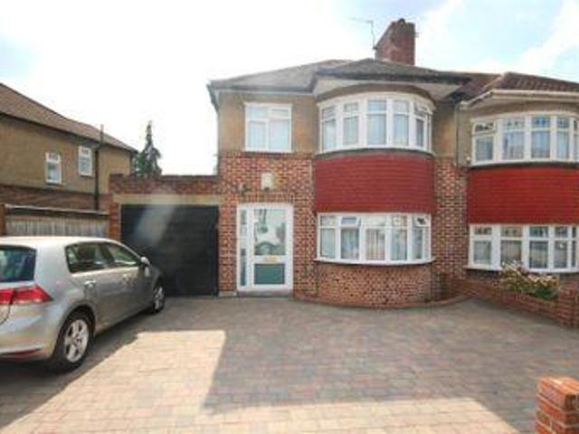 3 Bedrooms Semi detached house for sale in Langford Crescent, Cockfosters, Barnet EN4