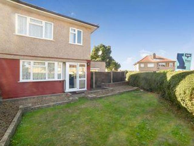 3 Bedrooms Semi detached house for sale in Lansbury Drive, Hayes UB4