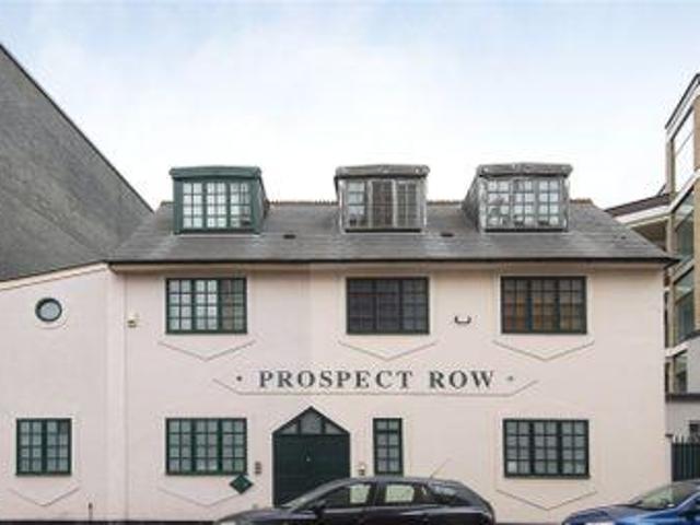 3 Bedrooms Semi detached house for sale in Lansdowne Drive, London E8
