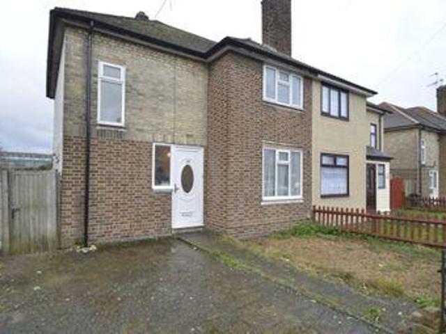 3 Bedrooms Semi detached house for sale in Levine Gardens, Barking IG11