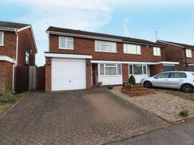 3 Bedrooms Semi detached house for sale in Leyside, Bromham MK43