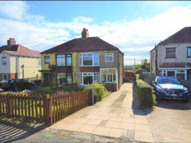 3 Bedrooms Semi detached house for sale in Leeds Road, Scholes, Leeds, West Yorkshire LS15