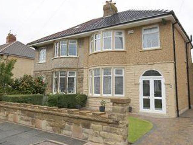 3 Bedrooms Semi detached house for sale in Lichfield Avenue, Bare, Morecambe LA4