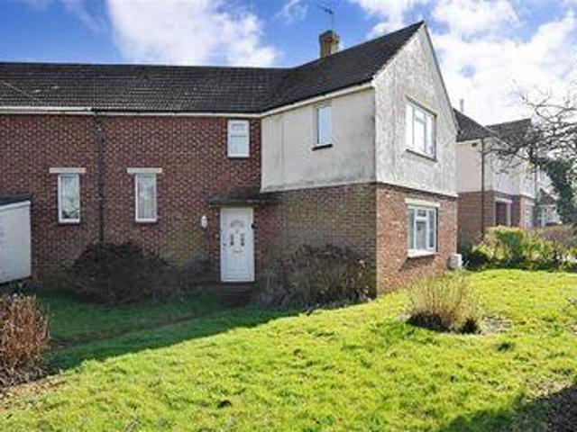 3 Bedrooms Semi detached house for sale in Lincoln Road, Maidstone, Kent ME15