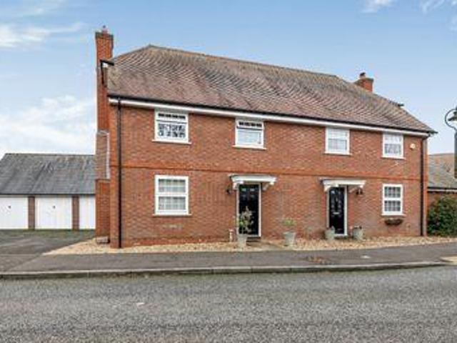 3 Bedrooms Semi detached house for sale in Luxford Way, Billingshurst RH14