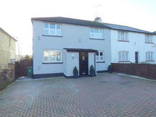 3 Bedrooms Semi detached house for sale in Lullingstone Avenue, Swanley BR8