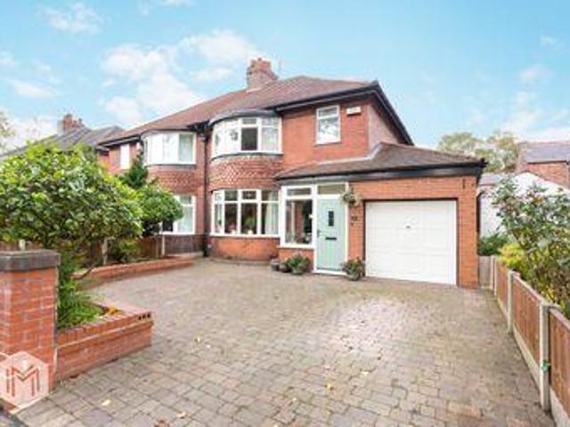 3 Bedrooms Semi detached house for sale in Lumber Lane, Worsley, Manchester M28