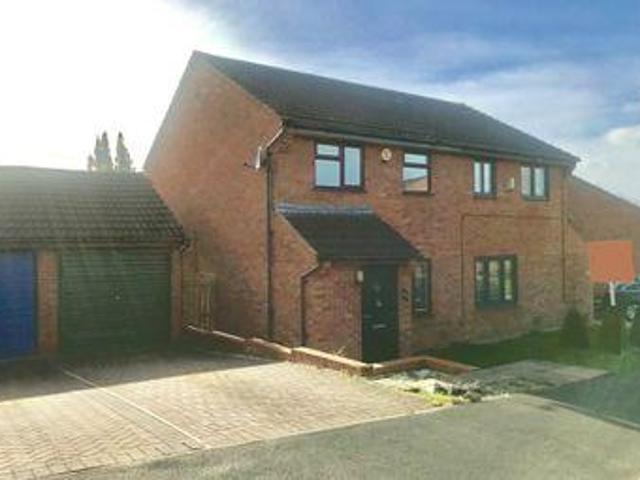 3 Bedrooms Semi detached house for sale in Lundholme, Heelands, Milton Keynes MK13