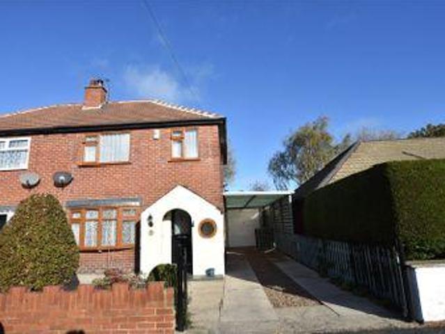 3 Bedrooms Semi detached house for sale in Lyndhurst Crescent, Scholes, Leeds, West Yorkshire LS15