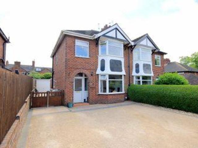 3 Bedrooms Semi detached house for sale in Mount Crescent, Stone ST15