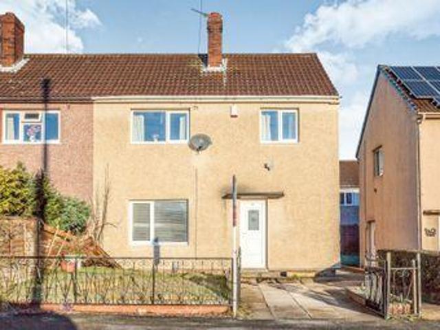 3 Bedrooms Semi detached house for sale in Mountain Crescent, Dewsbury WF12