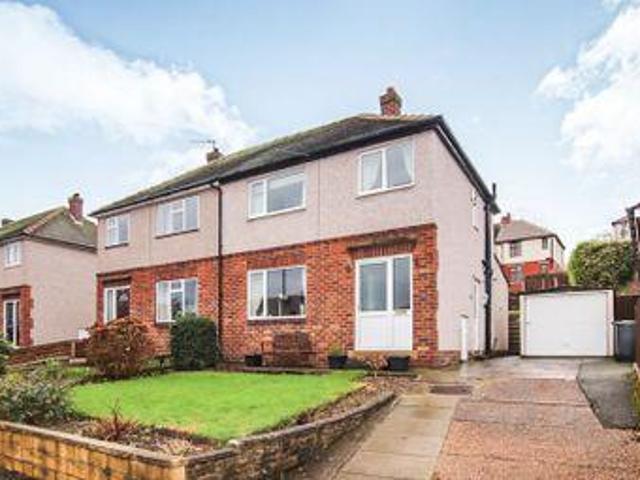 3 Bedrooms Semi detached house for sale in Mountfield Road, Huddersfield HD5