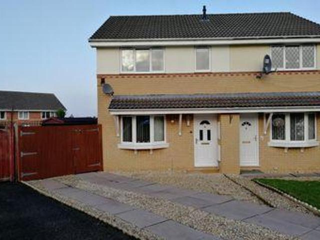 3 Bedrooms Semi detached house for sale in Monet Close, Connah´s Quay, Deeside CH5