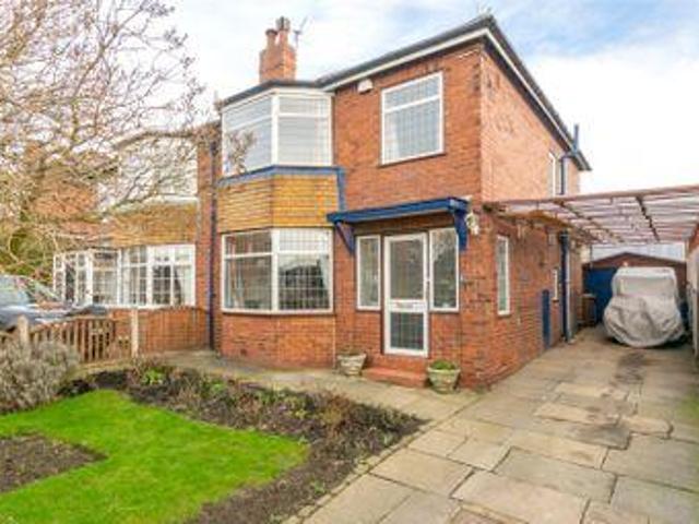 3 Bedrooms Semi detached house for sale in Moor Allerton Drive, Leeds, West Yorkshire LS17