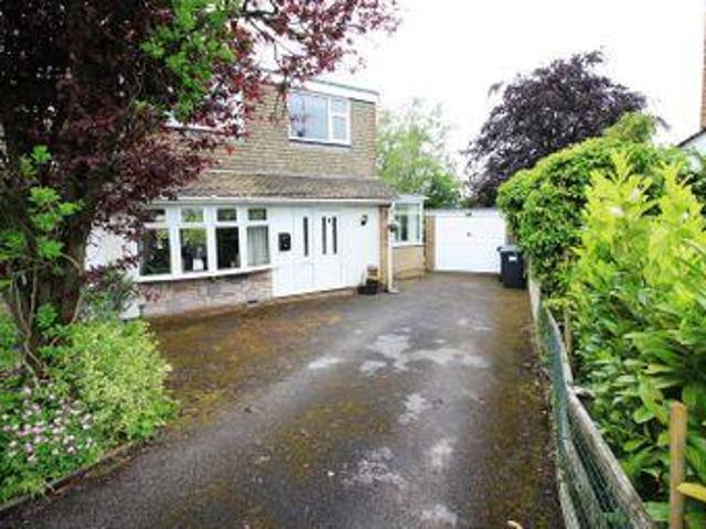 3 Bedrooms Semi detached house for sale in Moor Close, Staffordshire ST8