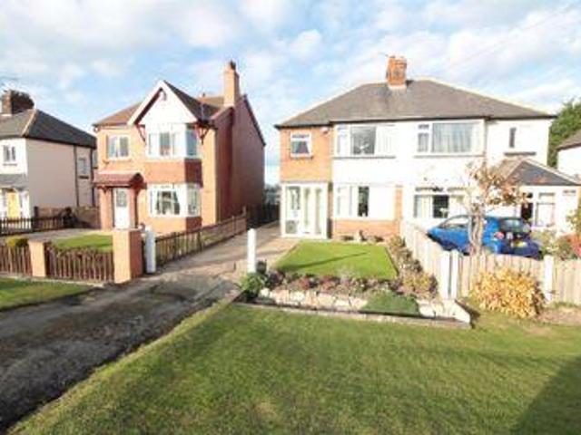 3 Bedrooms Semi detached house for sale in Moor Lane, Sherburn In Elmet, Leeds LS25
