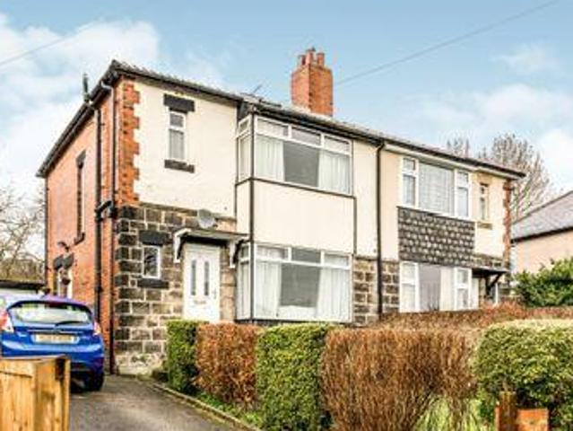 3 Bedrooms Semi detached house for sale in Moorland Crescent, Guiseley, Leeds LS20