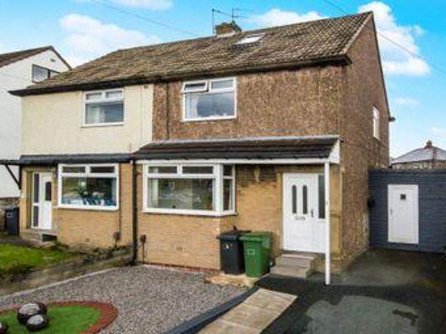 3 Bedrooms Semi detached house for sale in Moorside Road, Kirkheaton, Huddersfield HD5