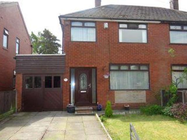 3 Bedrooms Semi detached house for sale in Moss Avenue, Billinge WN5