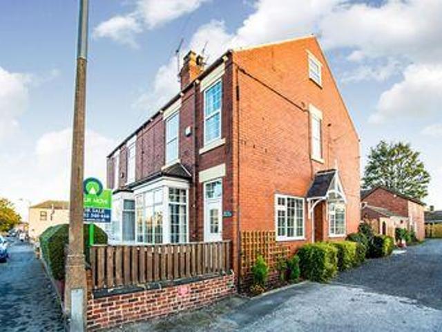 3 Bedrooms Semi detached house for sale in Moss Road, Askern, Doncaster DN6