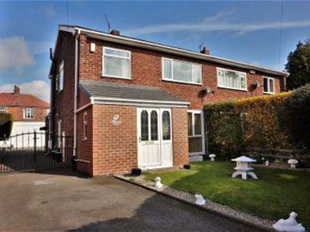 3 Bedrooms Semi detached house for sale in Matterdale Road, Dewsbury WF12