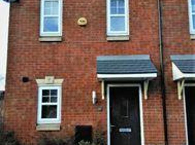 3 Bedrooms Semi detached house for sale in Mayflower Gardens, Rochdale OL12