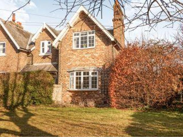 3 Bedrooms Semi detached house for sale in Main Street, York YO30